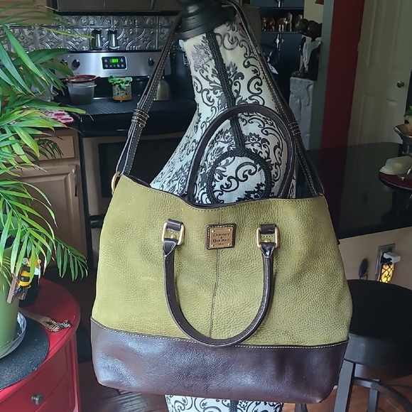 Dooney & Bourke | Bags | Dooney Bourke Leather Chelsea Tote | Poshmark